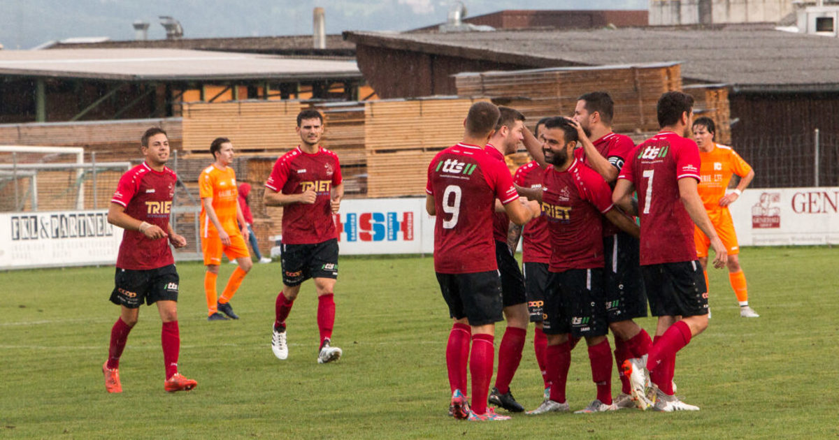 Torspektakel im Werdenberger Derby: Michael Giger trifft sechsfach | W&O