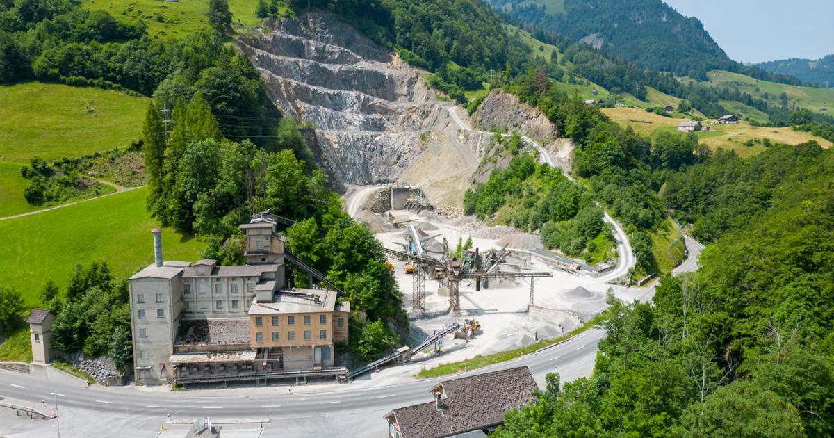 Regierung prüft Weiterführung des Steinbruchs im Teilbetrieb | W&O