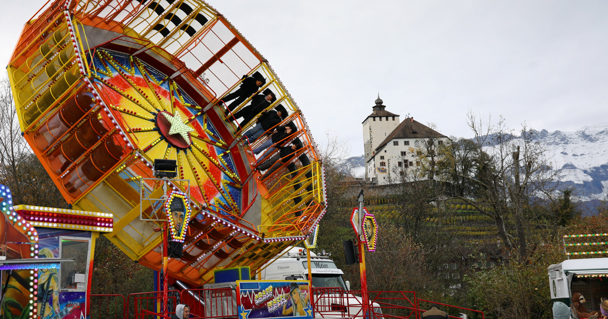Spass und Begegnung am bunten Jahrmarkt | W&O